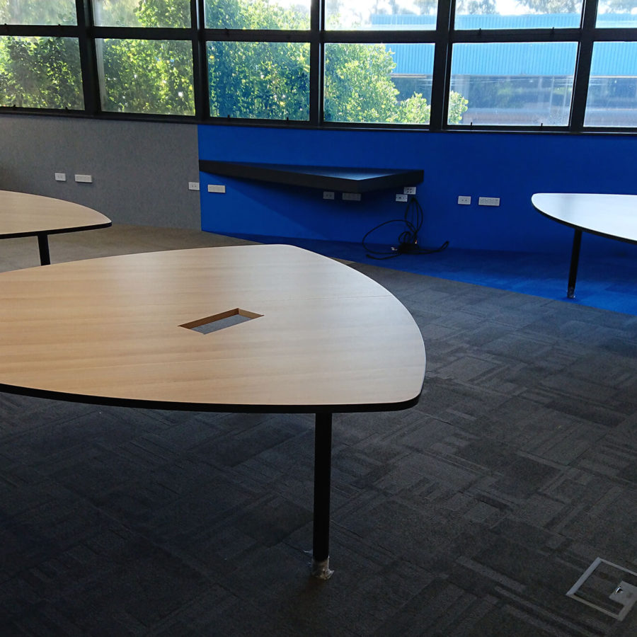 Plectrum Table - Watson Commercial